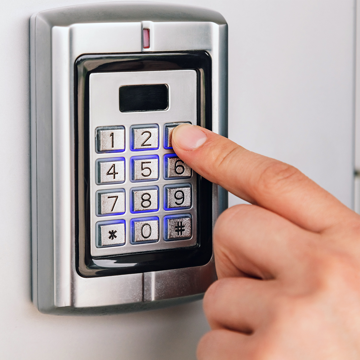 How do smart locks really work? | RemoteLock